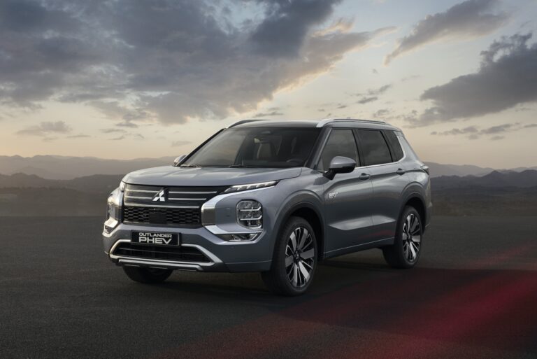 2026 Mitsubishi Outlander PHEV gets more range, more power, and ...